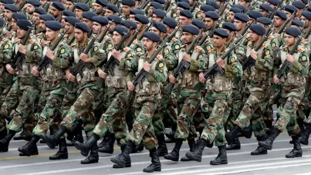Iran has deployed all its soldiers to the border of the neighboring ...
