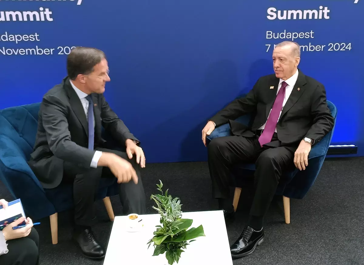 Cumhurbaşkanı Erdoğan, NATO Genel Sekreteri Mark Rutte ile bir araya ... Cumhurbaşkanı Erdoğan, NATO Genel Sekreteri Mark Rutte ile bir araya ...