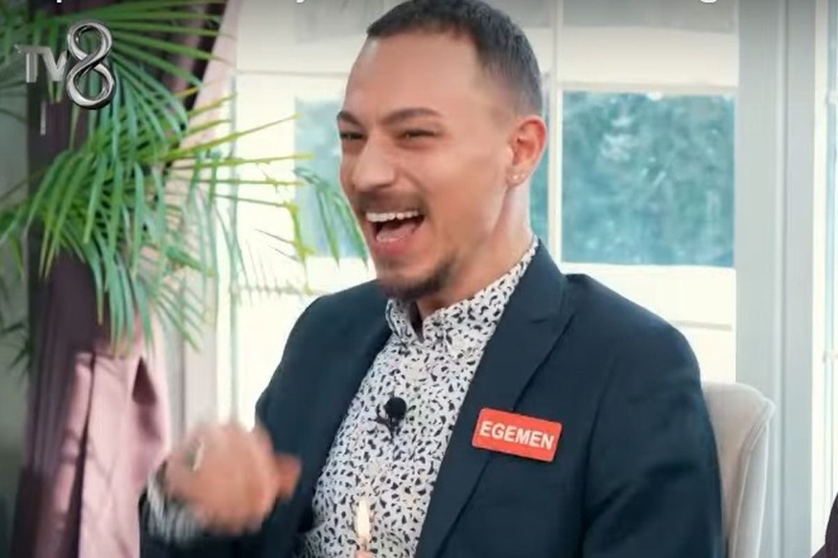 Yemekteyiz Egemen kimdir? Zuhal Topal'la Yemekteyiz (Gülen Adam) Egemen ...