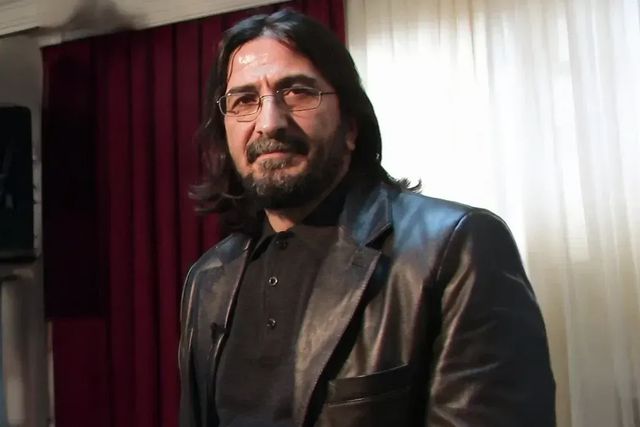 Journalist-writer Nihat Genç has passed away.