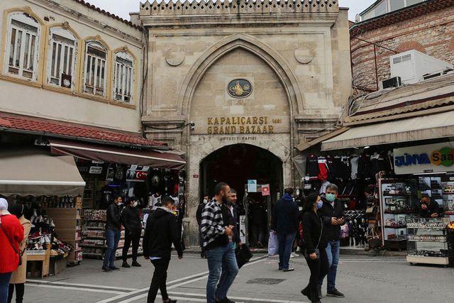 New operation at the Grand Bazaar! 68 people detained, 340 million TL ...