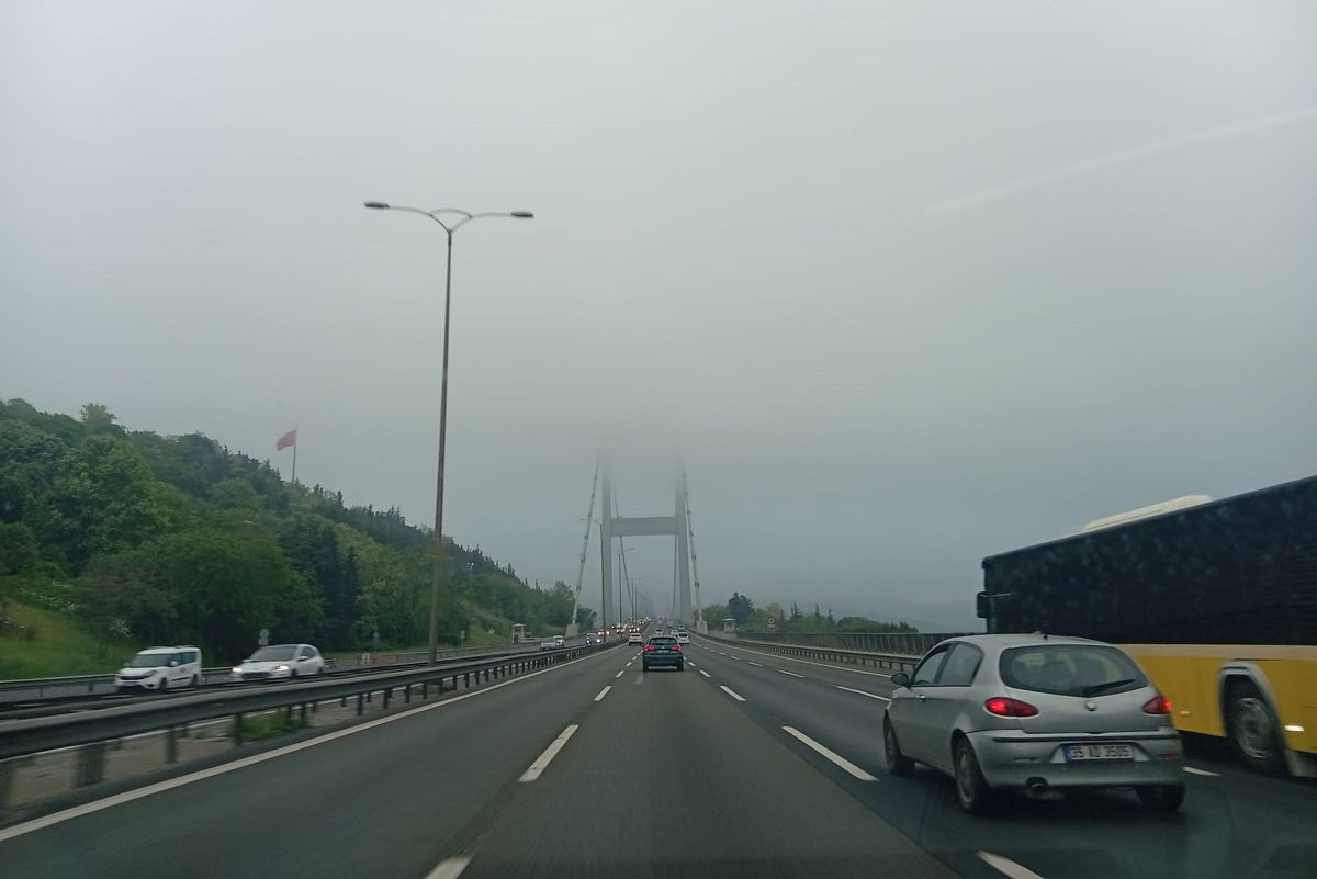 İstanbul'da yağmur ve sis etkili oluyor - Haberler