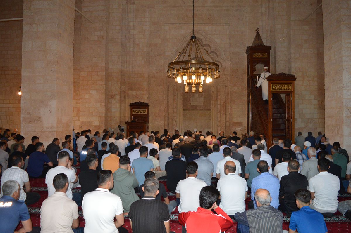 Mardin'de, 842 yıllık Ulu Cami'de bayram namazı yoğunluğu - Haberler