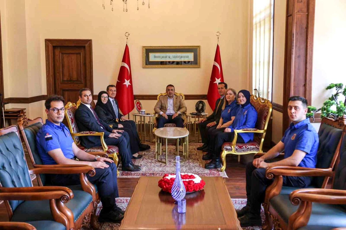 Vali Sözer, ceza infaz kurumlarının personeliyle bir araya geldi - Haberler