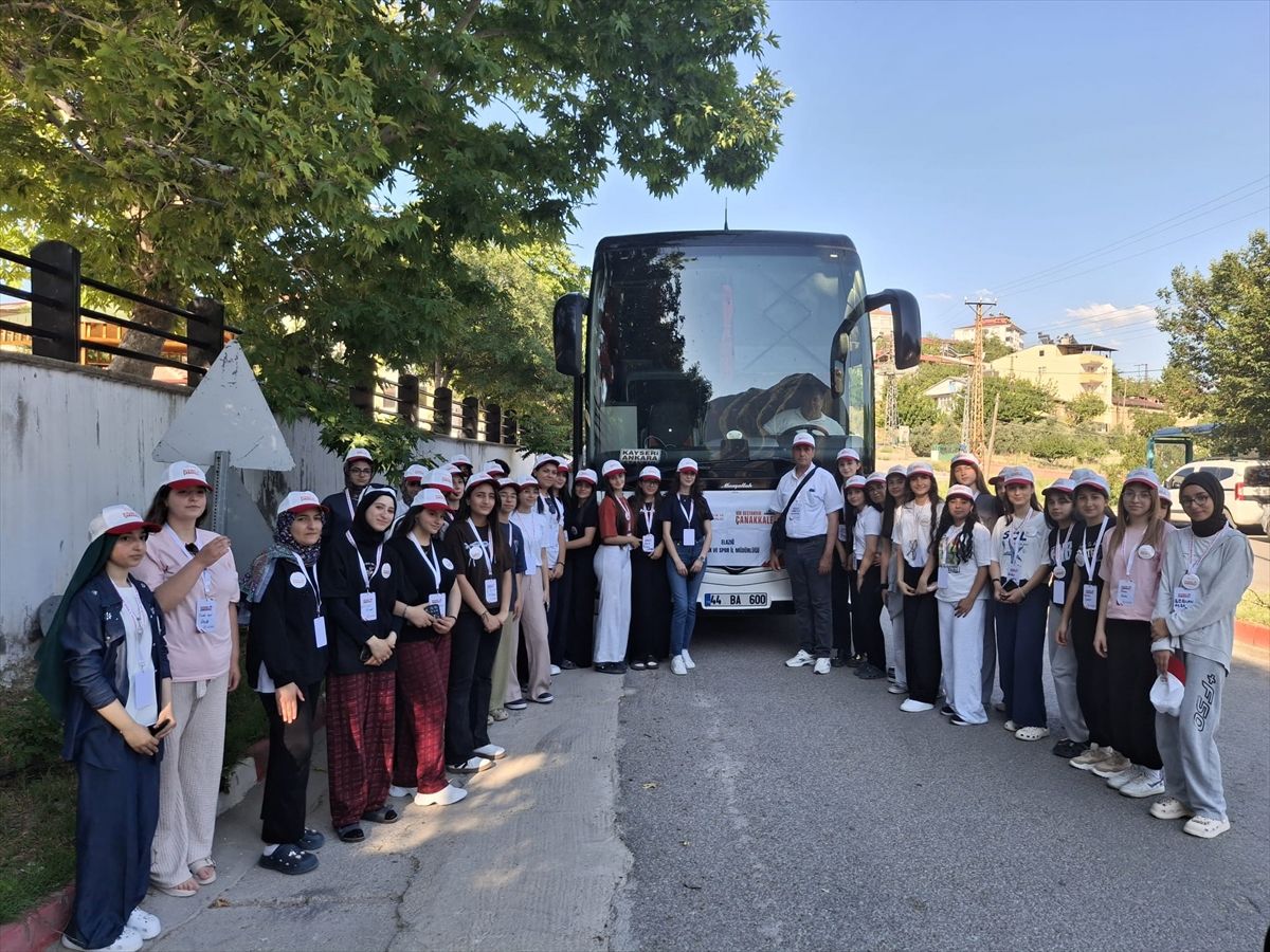 40 Öğrenci Çanakkale'ye Uğurlandı - Haberler