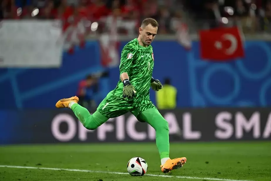 Mert Günok kimdir? Mert Günok kaç yaşında, nereli? Mert Günok hayatı ve ...